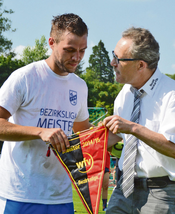 Mit Teufel in den siebten Himmel - Fußball - Nürtinger Zeitung - ntz.de