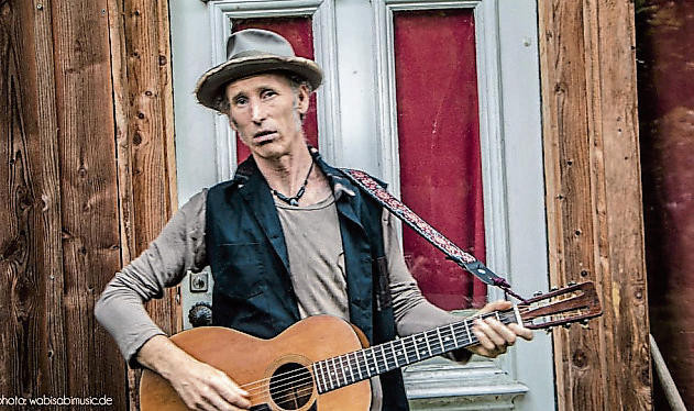 Matt Robb spielt in der Seegrasspinnerei - Kultur - Nürtinger Zeitung ...