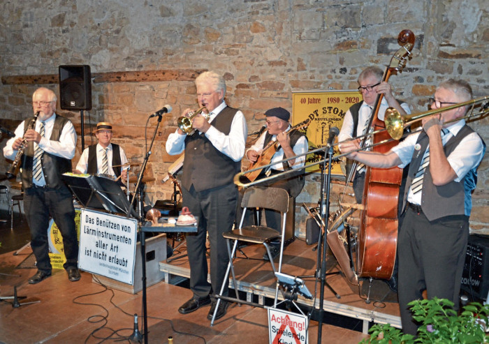 Die Hardt Stompers aus Reutlingen bescherten den Köngener Jazzfreunden ...