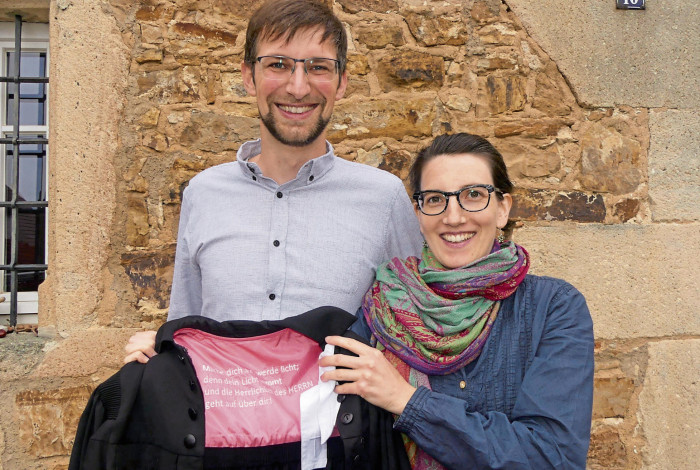 Wie sich die Eheleute Häfele die Pfarrstelle in Grafenberg teilen ...