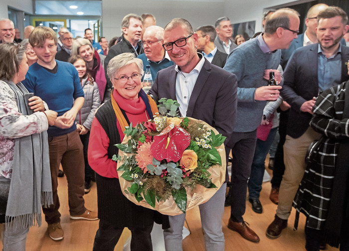 Deutlicher Vorsprung: Ulrich Spangenberg heißt der neue Bürgermeister ...