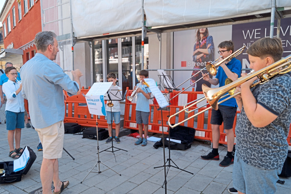 Marktbummel mit musikalischem Flair in Nürtingen - Nürtingen ...