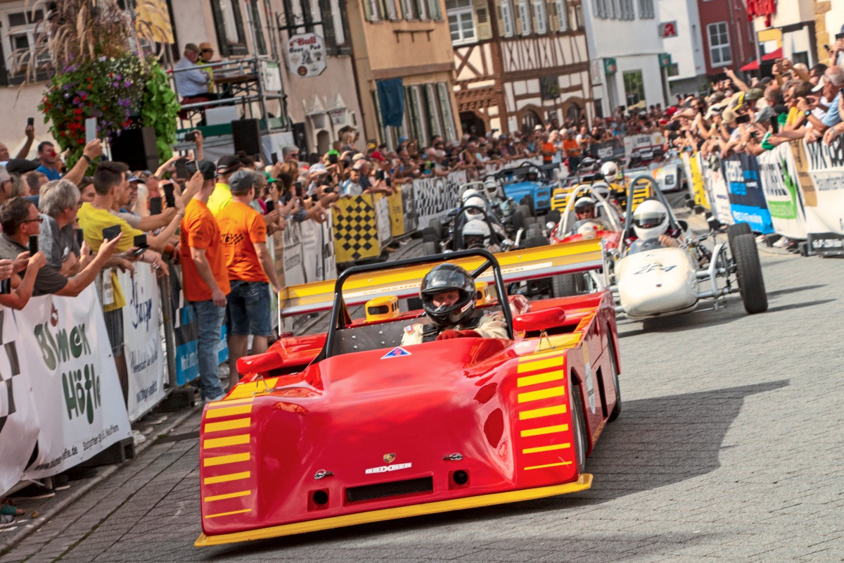 Bergpreis: Die Rennwagen sind zurück auf der Neuffener Steige - Neuffen ...