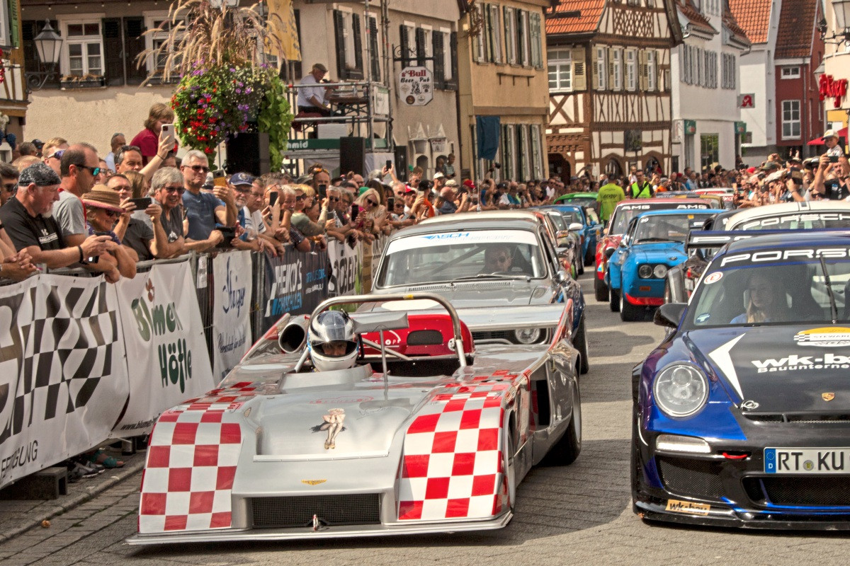 Bergpreis: Die Rennwagen sind zurück auf der Neuffener Steige - Neuffen ...