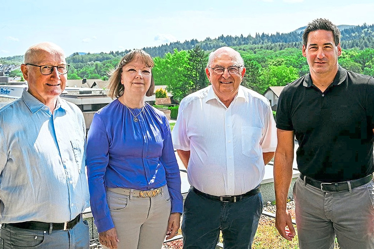 Rampf aus Grafenberg spendet an Verein zur Hagelabwehr - Grafenberg ...