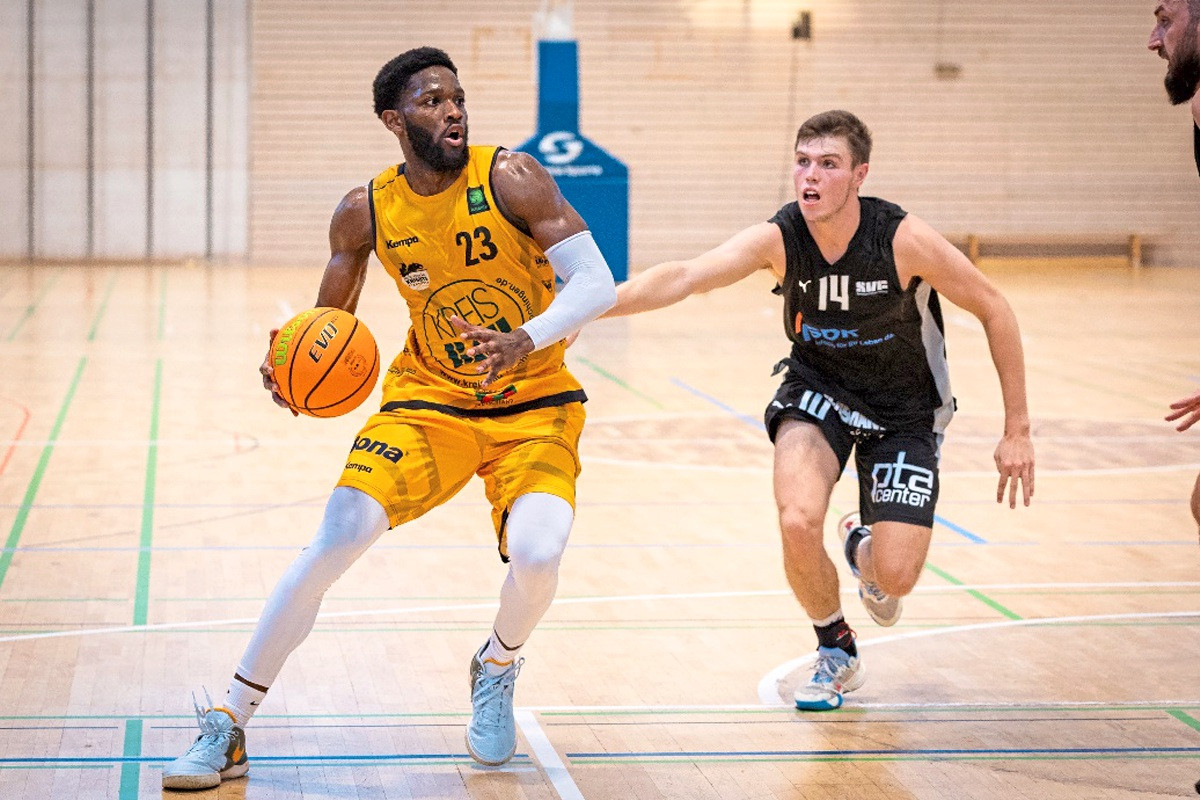 Igor Perovic darf diesmal am Ball bleiben - Kirchheim - Nürtinger ...