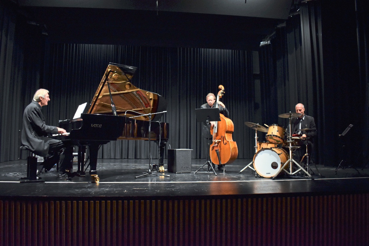 Feuerwerk mit Playbach und Boogie in Wendlingen - Wendlingen ...