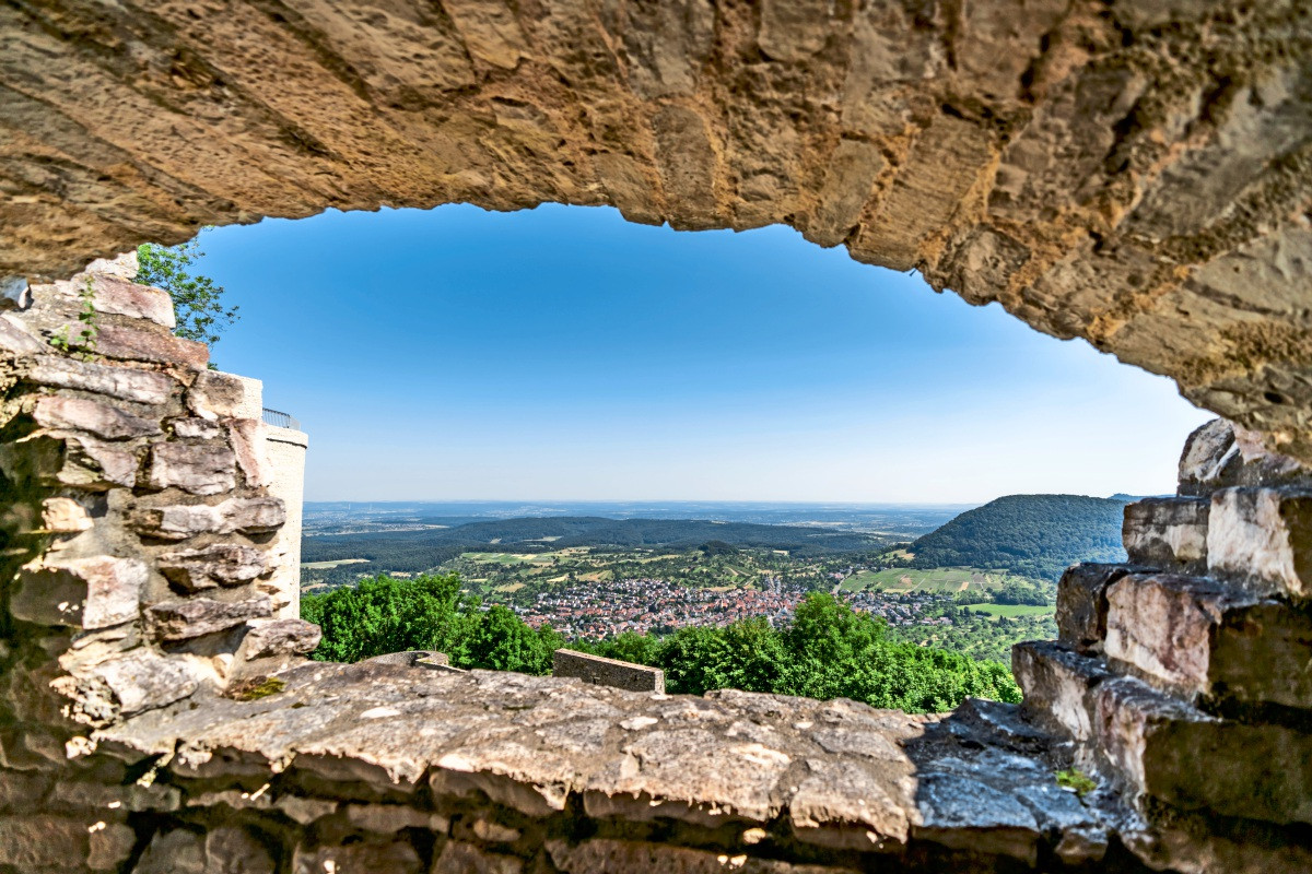 Von Ritterburg zur Landesfestung: Die 825-jährige Geschichte der Ruine ...