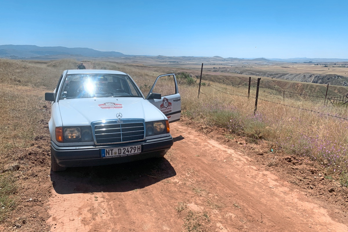 Oldtimer-Rallye: Ullrich Watz und Martin Hertler aus Oberensingen ...