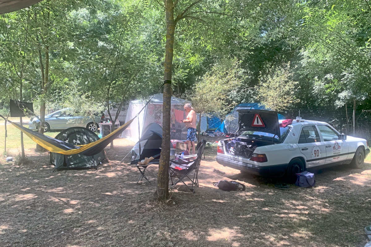 Oldtimer-Rallye: Ullrich Watz und Martin Hertler aus Oberensingen ...