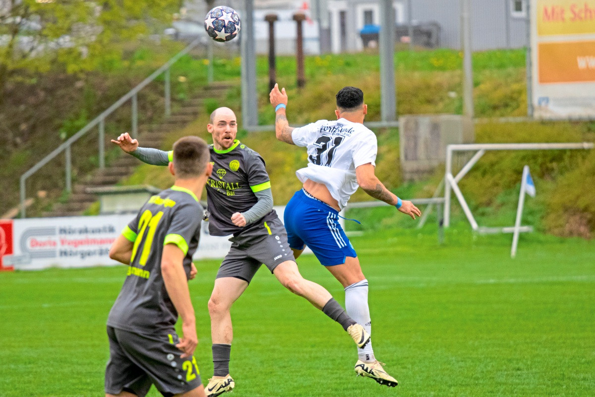Leonard Gjini ist neuer Trainer der TSV Oberensingen - Oberensingen ...