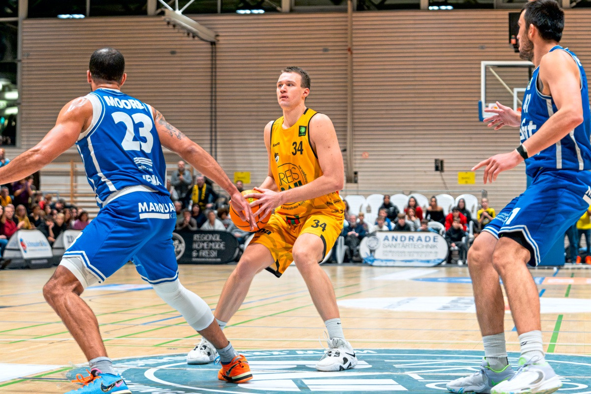 Knights feiern zehnten Sieg in Serie - Kirchheim - Nürtinger Zeitung ...