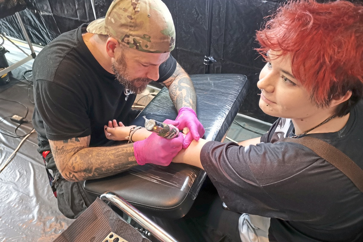 So lief die Tattoo-Messe Ink Life in der Stadthalle Nürtingen ...