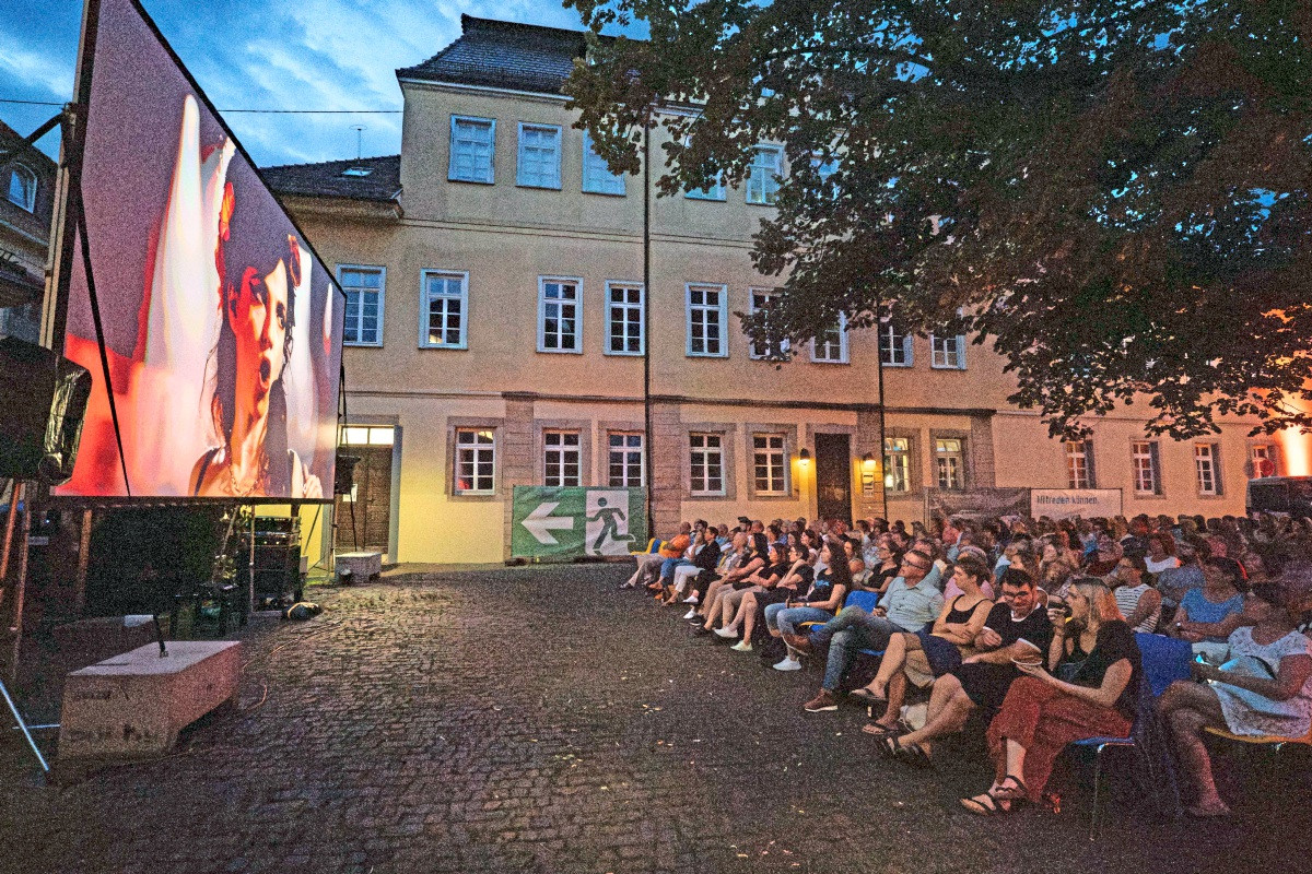 Altstadtkino Nürtingen 2024: So lief der Start - Nürtingen - Nürtinger Zeitung - ntz.de