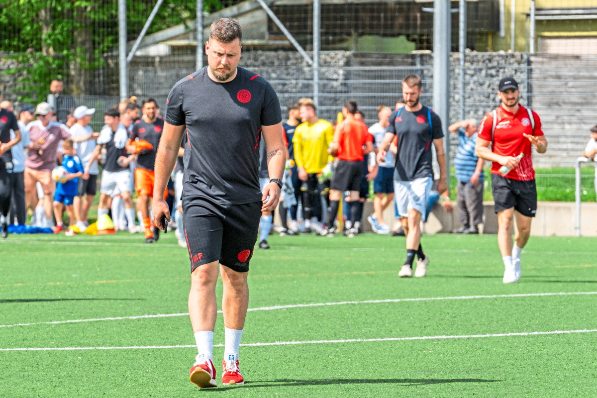 Der TB Neckarhausen will die zweite Chance nutzen - Fußball - Nürtinger ...