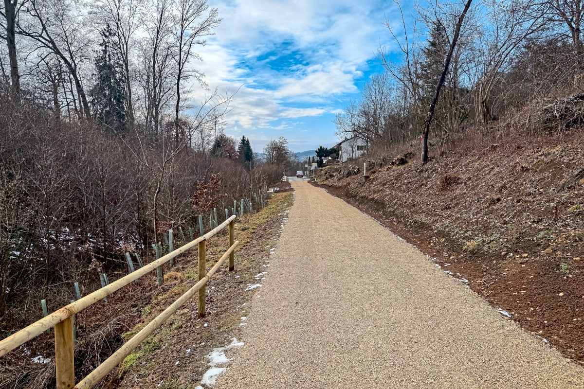 Marbachweg in Oberboihingen nach Flutschäden wieder freigegeben ...
