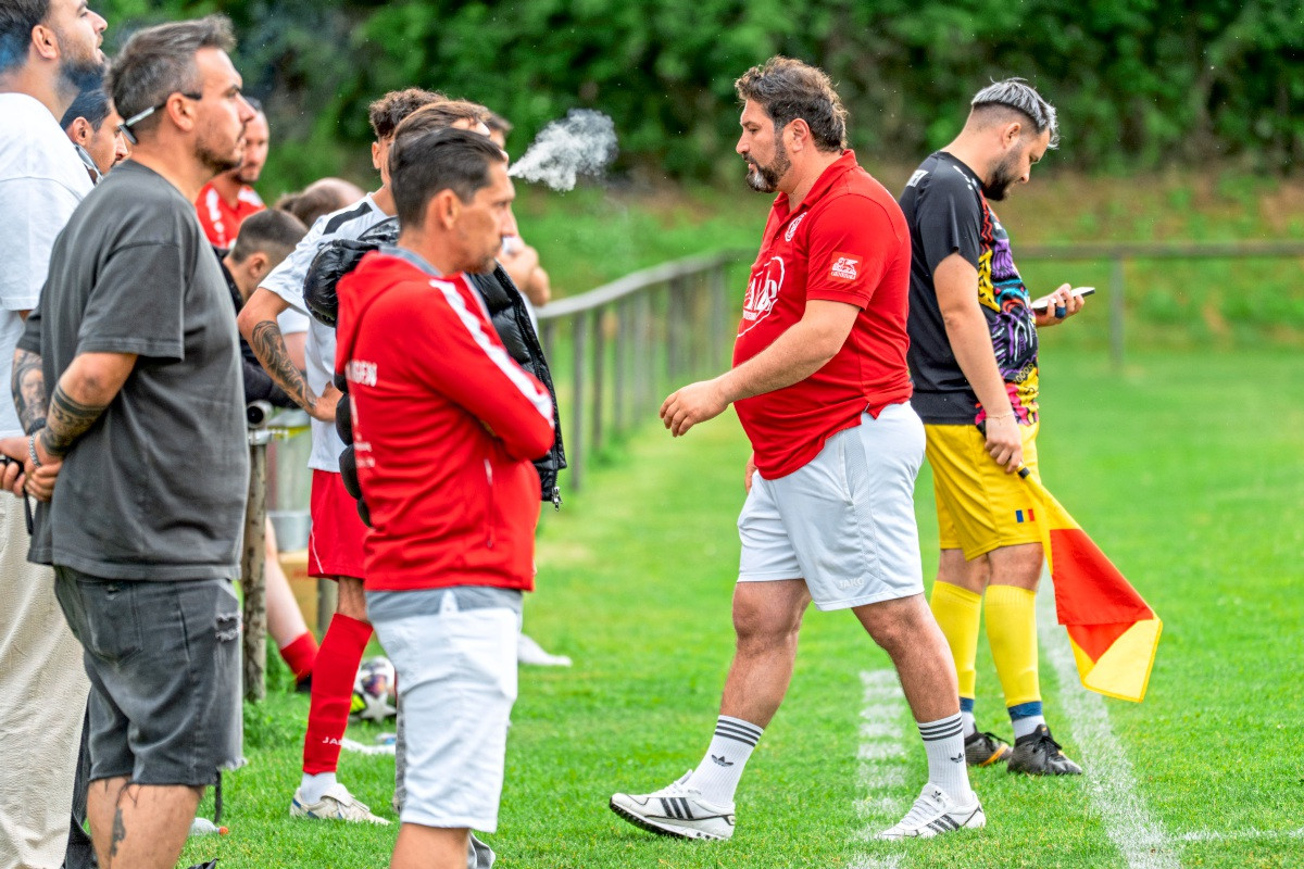 In der Nachspielzeit: TSGV Großbettlingen verhindert die Meisterfeier ...