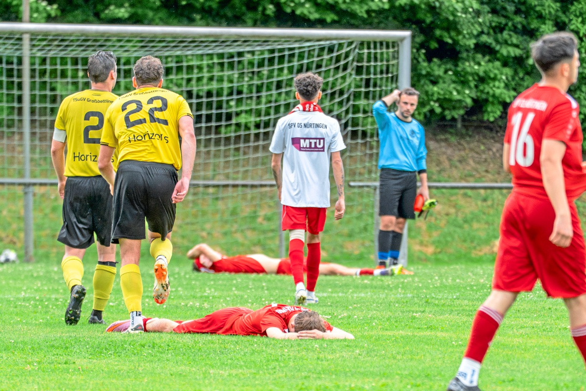 In der Nachspielzeit: TSGV Großbettlingen verhindert die Meisterfeier ...
